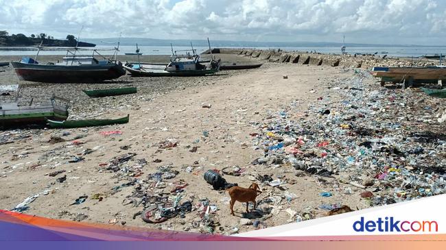 Pantai di Kampung Nelayan Bajo Jorok, Kapolda NTT Minta Warga Peduli Pantai di Kampung Nelayan Bajo Jorok, Kapolda NTT Minta Warga Peduli