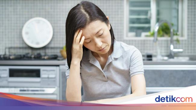 Penyebab hingga Tanda-tanda Wanita Masuki Masa Menopause