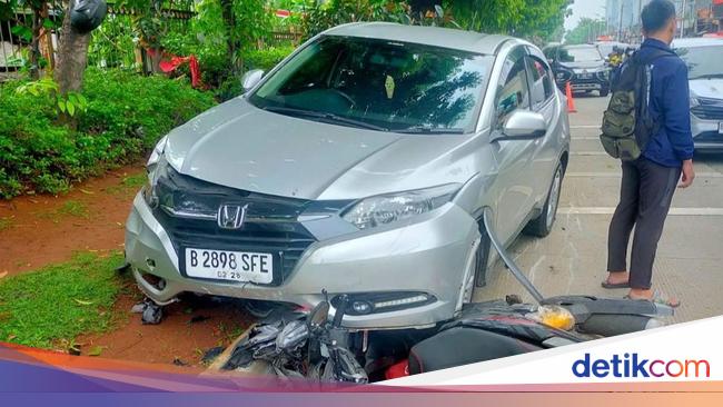 Mobil Tabrak 6 Motor di Lenteng Agung Arah Depok, 3 Orang Terluka