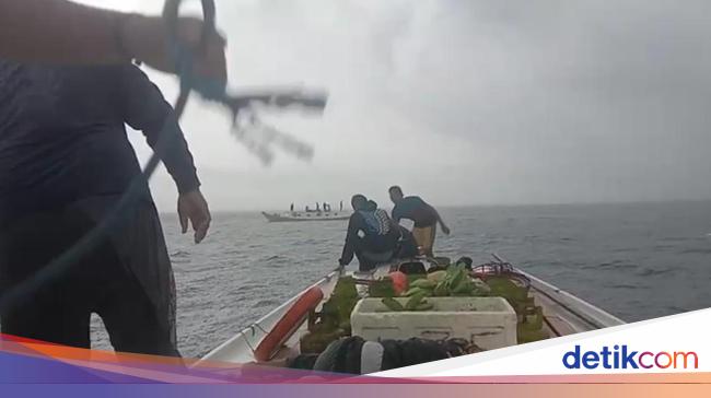 Kronologi Kapal Bawa 15 Penumpang di Pangkep Tenggelam gegara Dihantam Ombak