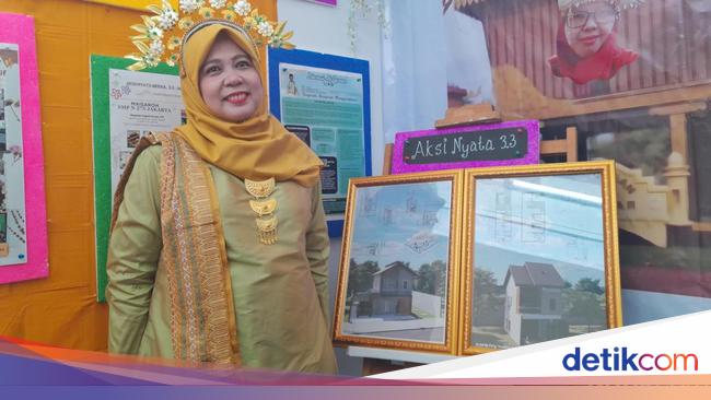 Cerita Guru Latifah Siasati Siswa Kurikulum 2013 Mampu Bersaing lewat Tutor Sebaya