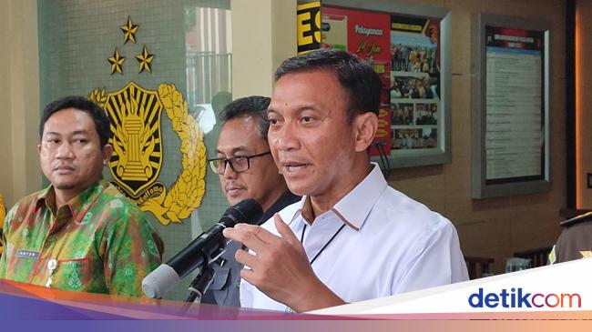 Tersangka Kasus Bullying dr Aulia Mahasiswi PPDS Undip 3 Orang Tersangka Kasus Bullying dr Aulia Mahasiswi PPDS Undip 3 Orang