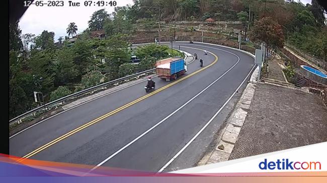 Lalin Jogja-Wonosari Lancar, Pemotor Hindari Blind Spot Ya!