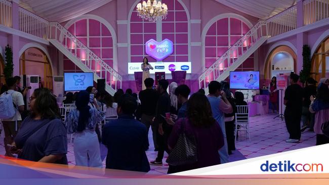 Serentak 3 Kota, Seru-seruan Belanja di Lazada Fest 12.12 Pop-Up Festival