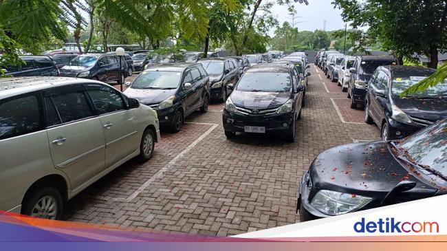 Alasan Pemprov Sulsel Sewa 15 Mobil Dinas Operasional Rp 255 Juta per Bulan Alasan Pemprov Sulsel Sewa 15 Mobil Dinas Operasional Rp 255 Juta per Bulan