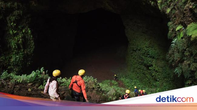 10 Wisata Gua di Indonesia untuk Si Penjelajah, Skuy!
