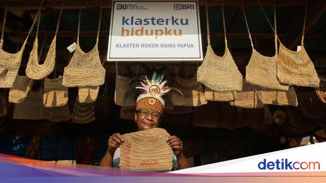 Jualan Noken, Mama Papua Mampu Kuliahkan Anak