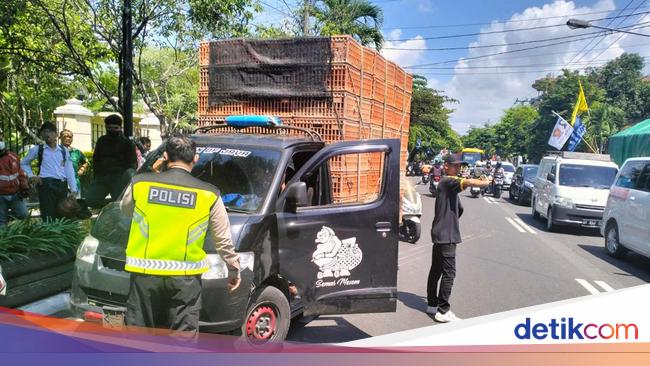 Pikap Tabrak 2 Pelajar di Jalan Kusumanegara Jogja, Sopir Diduga Mabuk