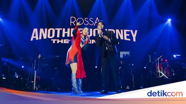 Mikrofon Merah Muda Kesayangan Rossa, Harganya Ratusan Juta