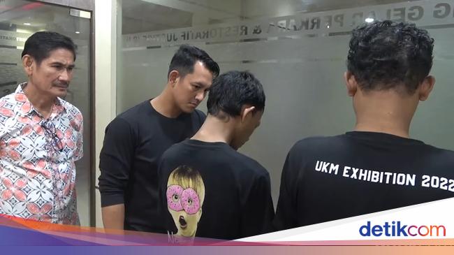 6 Pria di Makassar Keroyok Pemuda karena Dendam, 2 Pelaku Ditangkap 6 Pria di Makassar Keroyok Pemuda karena Dendam, 2 Pelaku Ditangkap