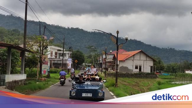 Tarif Wisata Keliling Borobudur Naik VW Kuno, Bisa Bayar Pakai QRIS