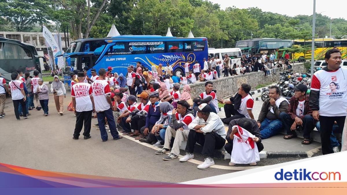HUT PSI di Semarang Sore Ini, Massa Kader Mulai Berdatangan