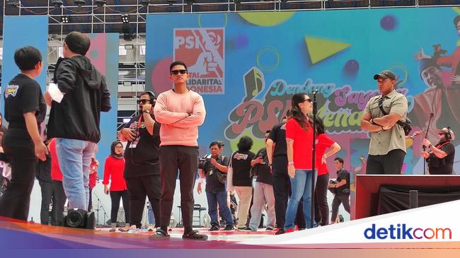 Kaesang Cek Panggung HUT PSI di Stadion Jatidiri Semarang