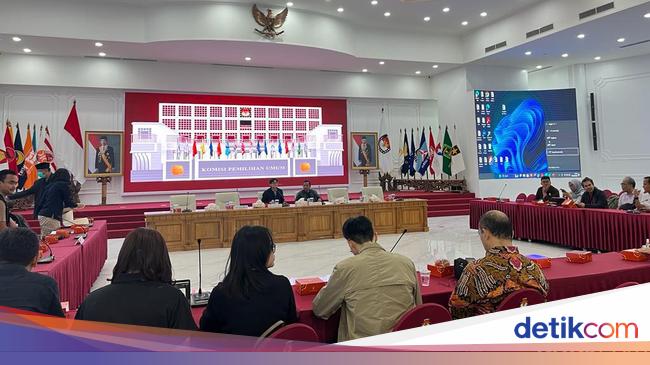KPU Rapat Bareng Timses Paslon, Bahas Mekanisme Debat Perdana Capres ... KPU Rapat Bareng Timses Paslon, Bahas Mekanisme Debat Perdana Capres ...