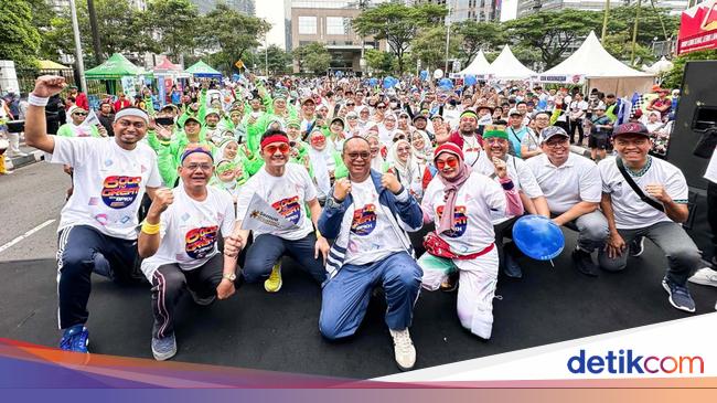 Jalan Sehat Ini Ajak Anak Muda Menabung untuk 'Masa Depan'