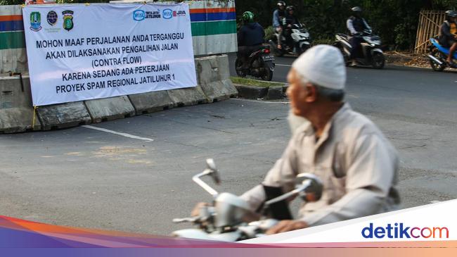 Ada Proyek Spam Jalan I Gusti Ngurah Rai Bekasi Ditutup Sementara