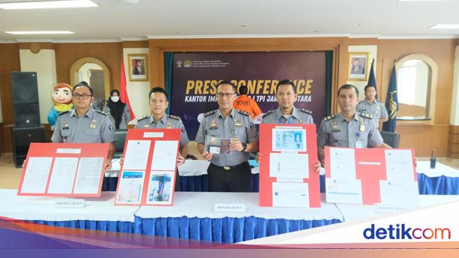 Imigrasi Tangkap WN China Eks Napi Narkotika, Buka Salon di Jakut Imigrasi Tangkap WN China Eks Napi Narkotika, Buka Salon di Jakut