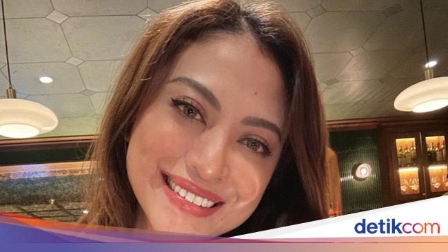 Cynthia Riza, Istri Giring Nidji yang Hobi Kulineran di Warung hingga Resto