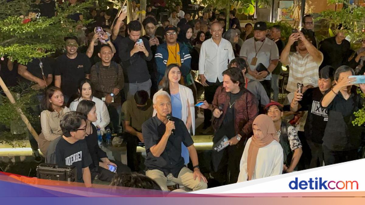 Saat Ganjar Ditanya Pilih MU atau Man City: Saya dari Dulu Merah Bung
