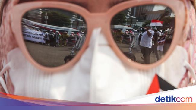 Momen IDI Gelar Aksi Solidaritas untuk Nakes di Gaza