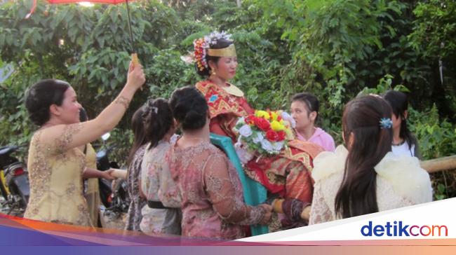 Mengenal 6 Upacara Tradisional Suku Nias dan Maknanya