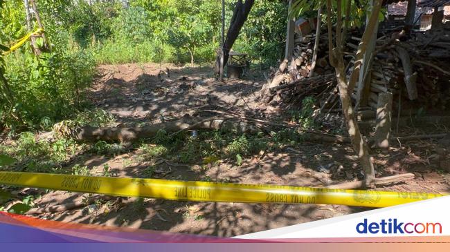 5 Fakta soal Mayat Asrori Terkubur Tak Sempurna di Kediri 5 Fakta soal Mayat Asrori Terkubur Tak Sempurna di Kediri