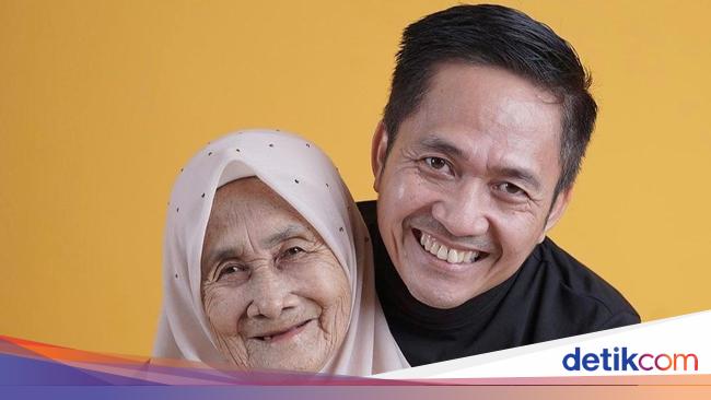 Pj Wali Kota Palembang Ratu Dewa Berduka, Ibundanya Wafat