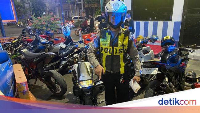 Catat! Dilarang Sulut Petasan dan Konvoi saat Tahun Baru di Surabaya