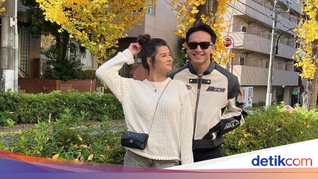 7 Foto Jefri Nichol Liburan Bareng Maria Theodore ke Jepang, Pamer ...