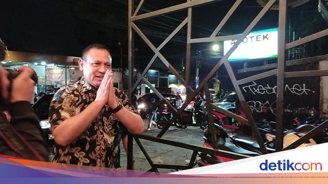 Dewas KPK Menjatuhi Firli Bahuri Sanksi Berat, Diminta Mengundurkan Diri Dewas KPK Menjatuhi Firli Bahuri Sanksi Berat, Diminta Mengundurkan Diri