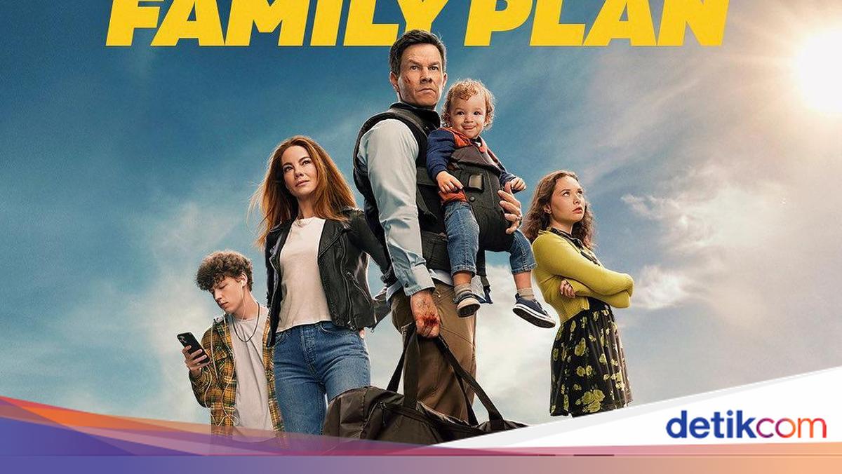 Review The Family Plan: Liburan Keluarga yang Berdarah