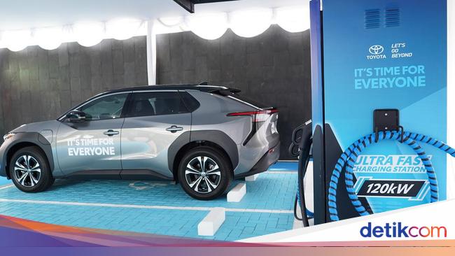 Toyota Tambah Stasiun Ultra Fast Charging, Ngecas Mobil Listrik Lebih ...