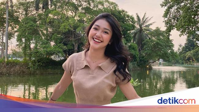 5 Potret Chandrika Chika Ungkap Alasan Pilih Kerja Ketimbang Kuliah