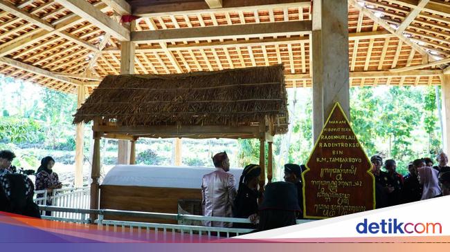 Cerita Ki Buyut Terik Basmi Kapak Berandal-Babat Alas Desa Tlemang Lamongan