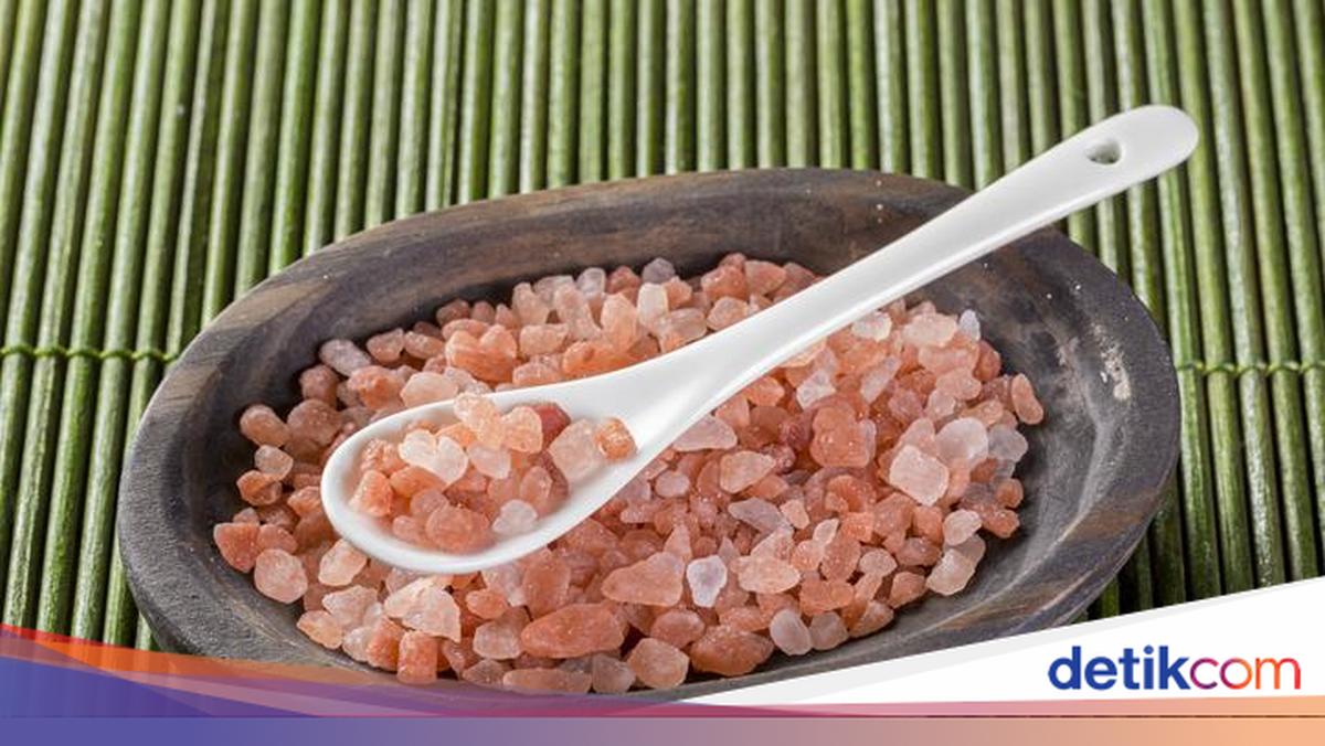 8 Perbedaan Garam Himalaya dan Garam Biasa, Serupa Tapi Tak Sama