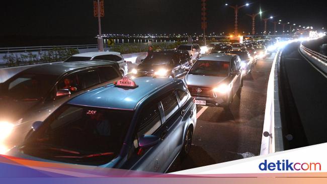 Polda Bali Bentuk Tim Khusus Pengurai Kemacetan Polda Bali Bentuk Tim Khusus Pengurai Kemacetan