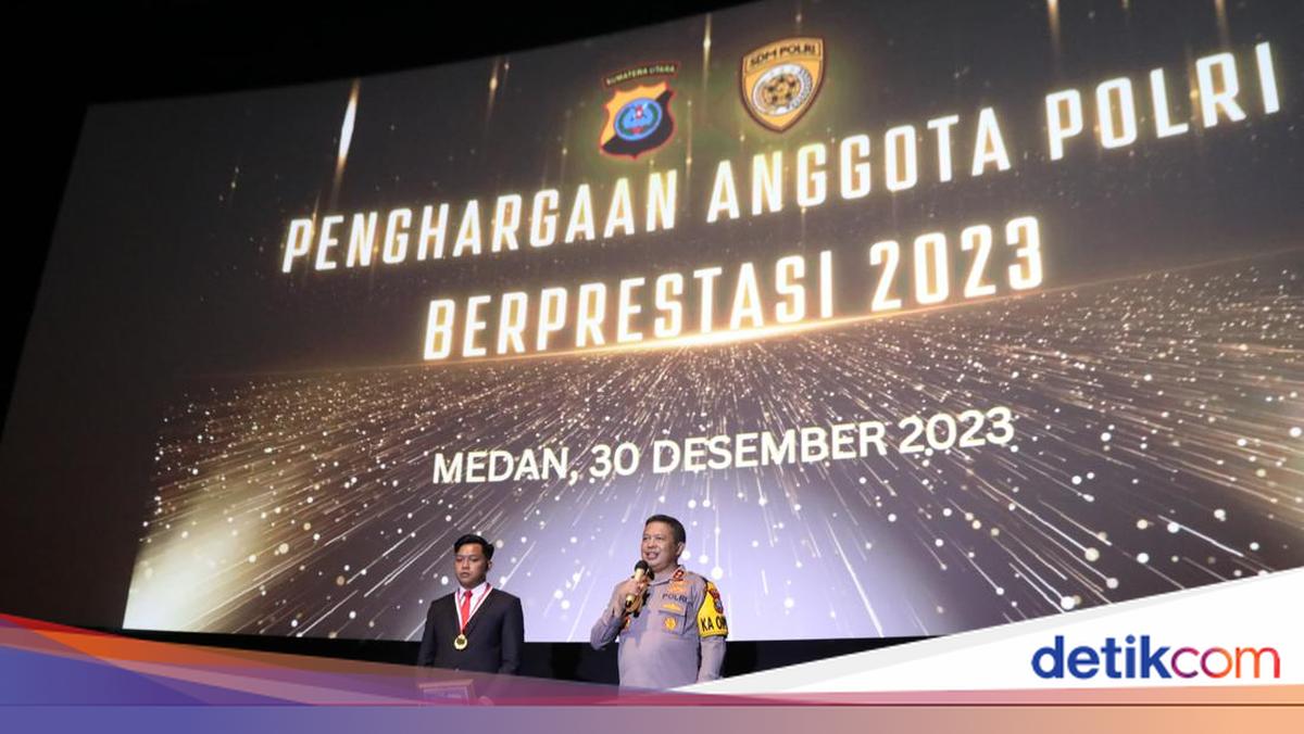 Kapolda Sumut Beri Penghargaan ke Polisi yang Tangkap Samsul Tarigan