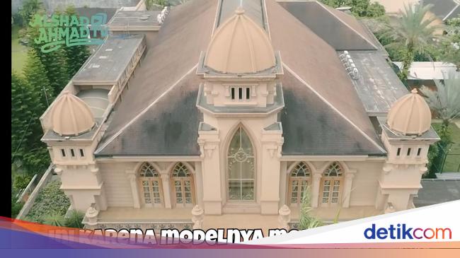 Potret Rumah Orang Tua Alshad Ahmad yang Dijual Rp 300 M, Bak Istana Eropa