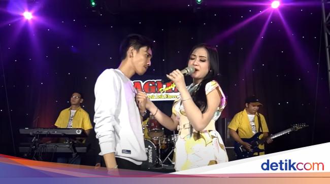 Lirik Lagu Pupusing Nelongso Duet Shinta Arsinta feat Arya Galih