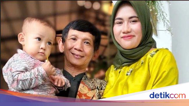 7 Foto Pelawak Ginanjar & Keluarga, Kompak Dengan Istri Beda Usia 32 Tahun