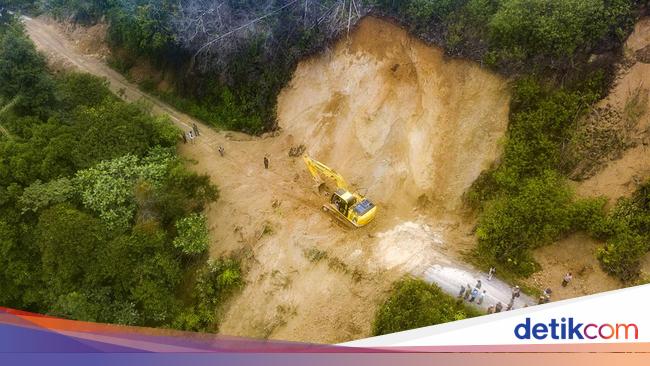 Longsor Landa Kerinci Jambi, Sejumlah Desa Terisolasi Longsor Landa Kerinci Jambi, Sejumlah Desa Terisolasi