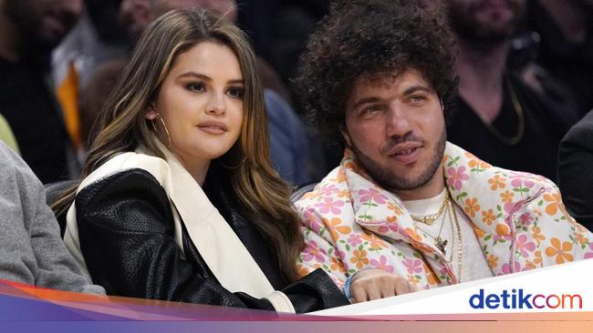 5 Fakta Benny Blanco, Tunangan Selena Gomez, Pria Terseksi yang Jarang ...