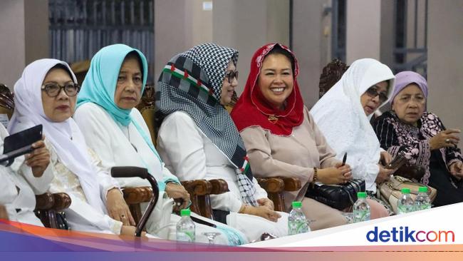 Yenny Wahid Blak-blakan Saat Mahfud Md Jadi Eksperimen Politik Gus Dur Yenny Wahid Blak-blakan Saat Mahfud Md Jadi Eksperimen Politik Gus Dur
