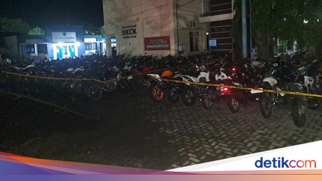 Ratusan Motor Knalpot Brong Terjaring Razia Polisi di Demak