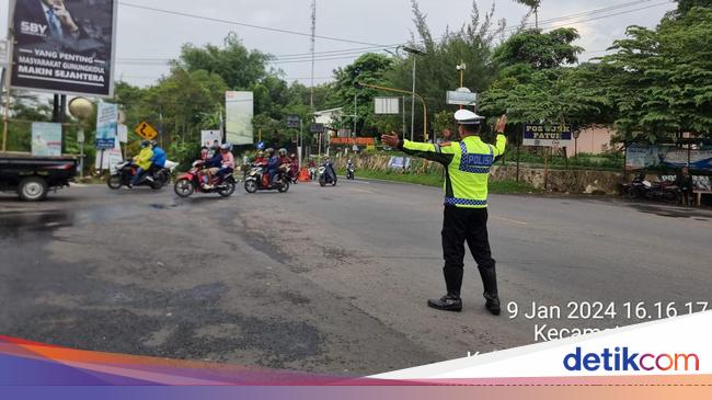 Lalin Jalan Wonosari Sore Ini Landai, Hati-hati di Tikungan