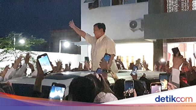 Diberi Skor Jelek, Prabowo Minta Dukungan dan Restu Rakyat Diberi Skor Jelek, Prabowo Minta Dukungan dan Restu Rakyat