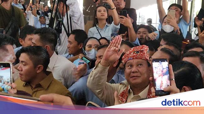 Prabowo Ungkap Kurang Pandai dalam Berbicara: Dari Dulu Bicara Apa Adanya Prabowo Ungkap Kurang Pandai dalam Berbicara: Dari Dulu Bicara Apa Adanya