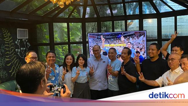 TKN Terima Dukungan Alumni SMA Pangudi Luhur ke Prabowo-Gibran TKN Terima Dukungan Alumni SMA Pangudi Luhur ke Prabowo-Gibran