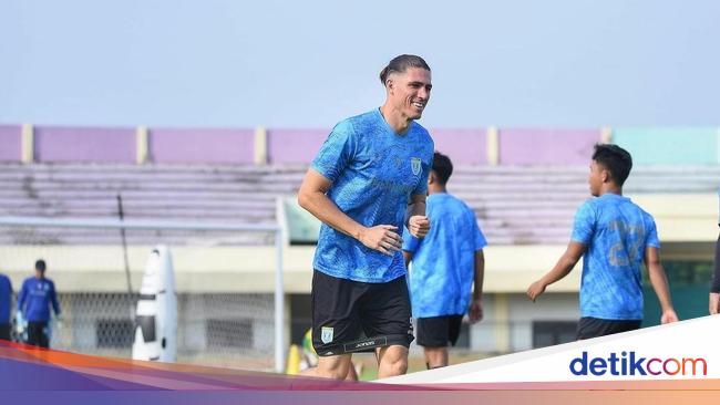 Liga 2 Persela Vs Deltras: Jonny Campbell Masih Absen Liga 2 Persela Vs Deltras: Jonny Campbell Masih Absen