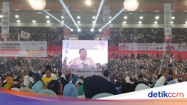 Prabowo Ungkit Nilai 11/100 di Medan: Hari Ini Rasanya Saya Dapat 99 Prabowo Ungkit Nilai 11/100 di Medan: Hari Ini Rasanya Saya Dapat 99